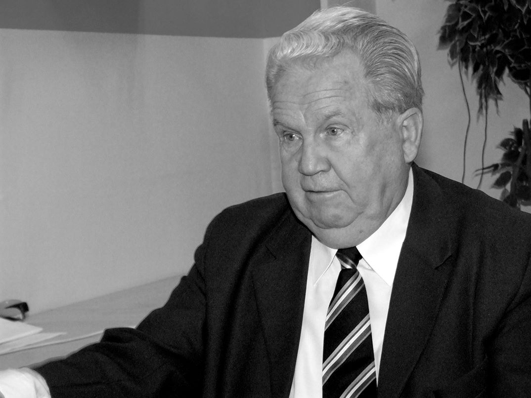 Elhunyt Szinger Ferenc